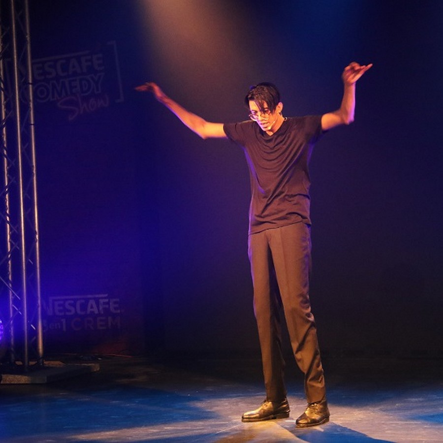 Erray la 1Ã¨re de Rayan Kochbati et la 4Ã¨me de NESCAFÃ‰ COMEDY SHOW