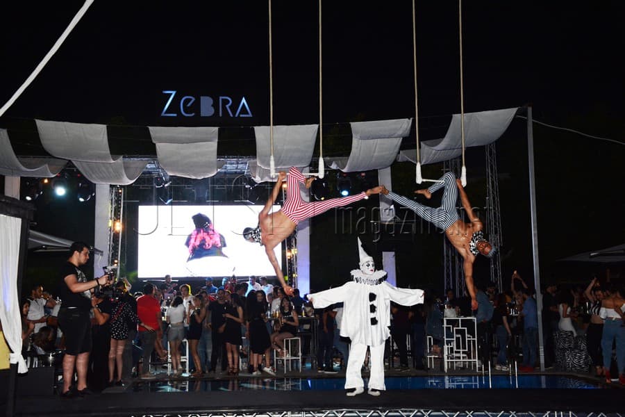 OPENING ZEBRA CLUB CIRQUE LE SOIR